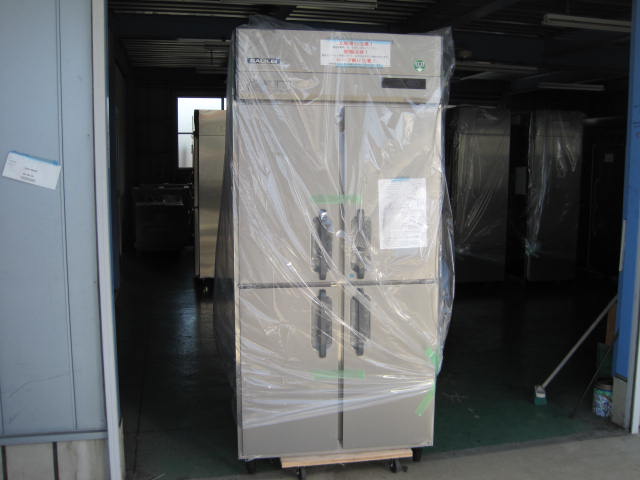 　◆◇商品詳細◇◆ 年　式： 【外形寸法】 　W900xD650xH1950mm 【内容量】 　564L(冷蔵室435L／冷凍室129L) 【庫内温度】 　冷蔵室：-5～10℃ 　冷凍室：-20℃以下 【消費電力】 　単相100V　50/6...