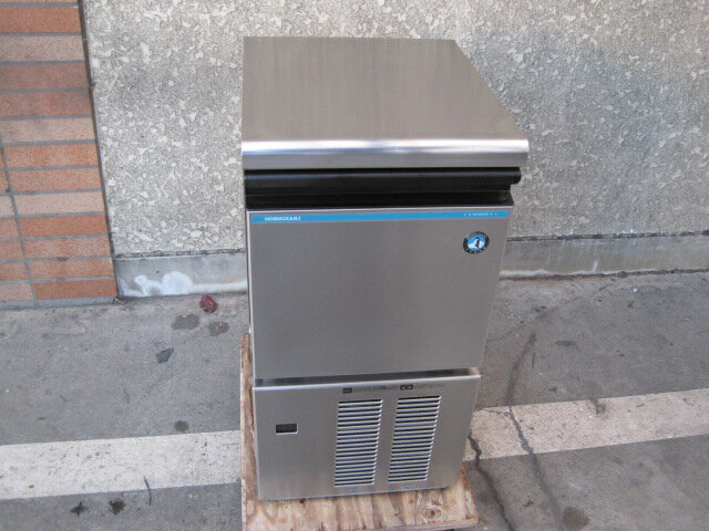 　◆◇商品詳細◇◆ 年　式：2019年製 【外形寸法】 　W395xD450xH770mm 【製氷能力】 　約24/26kg/日(室温20℃水温15℃) 　約19/22kg/日(室温30℃水温25℃) 【貯氷量】 　自然落下時：約8.5kg...