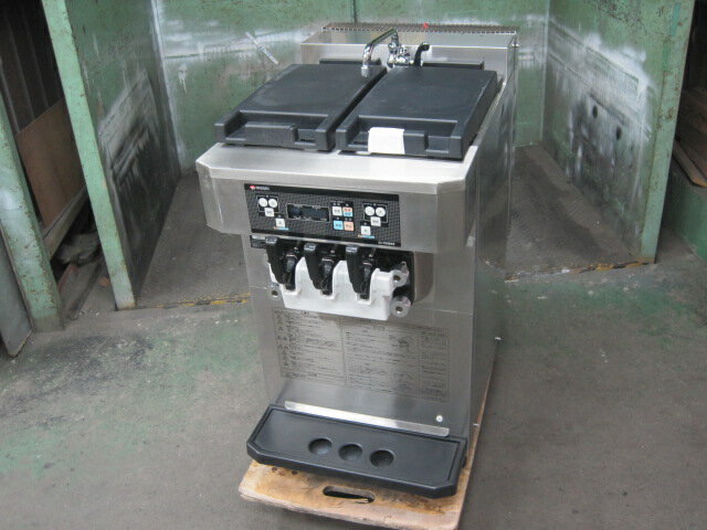 　◆◇商品詳細◇◆ 年　式：2016年製 【外形寸法】 　W480xD804xH908mm 【シリンダー容量】 　2.0Lx2 【ミックスタンク容量】 　6.0Lx2 【製造能力】 　480個/h(左右合計) 　※1個あたり100cc 【消...