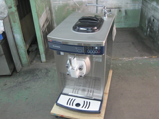 　◆◇商品詳細◇◆ 年　式：2024年製 【外形寸法】 　W450xD724xH867mm 【シリンダー容量】 　2.5L 【ミックスタンク容量】 　10.5L 【製造能力】 　260個/h(60Hz/100cc盛りの場合) 【消費電力】 ...