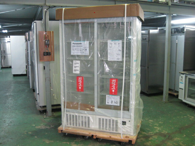 　◆◇商品詳細◇◆ 年　式： 【外形寸法】 　W1200xD650xH1900mm 【内容量】 　732L 【収容能力】 　ビール大ビン：360本 　ビール中ビン：488本 【庫内温度】 　2〜10℃ 【消費電力】 　単相100V　50/6...