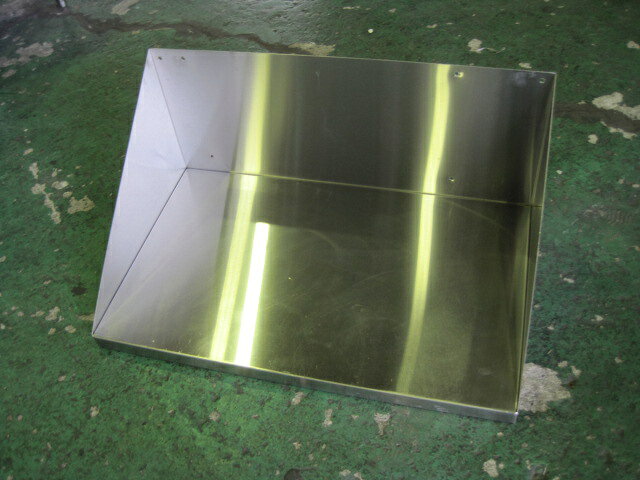 　◆◇商品詳細◇◆ 年　式： サイズ：W650xD400xH300mm 　◇◆注意事項◆◇ ・商品は基本的に軒先(建物前)の車上渡しとなります。 　必ずご確認下さい。 ・搬入設置ご希望の方は別途ご相談ください。 　※費用は別途かかります。 ...