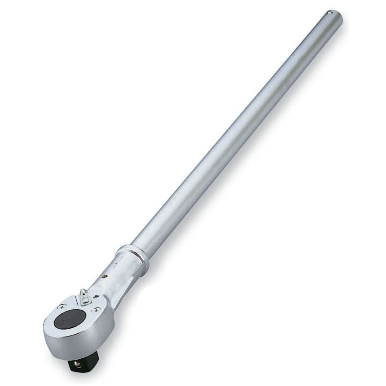 TONE(トネ)の一覧はこちら●差込角25.4mm(1inch)●差込角●構造用鋼●大型ボルト・ナットの締付け、緩め作業用。●小判形のスタンダードラチェットハンドルです。●ラチェットヘッド 572とクロスバー 113のセットです。修理用リペ...