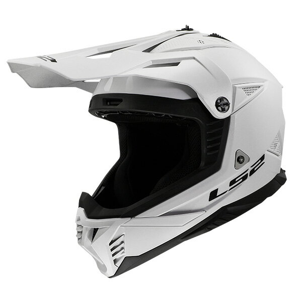 LS2 HELMETSの一覧はこちら“人と被らない”オフロードスタイルを求めるライダーへ。LS2 FAST2は、日本人ライダー向けに設計されたジャパンフィット仕様のオフロードヘルメット。海外モデル特有の圧迫感を抑え、日本人の頭部形状に合わせ...