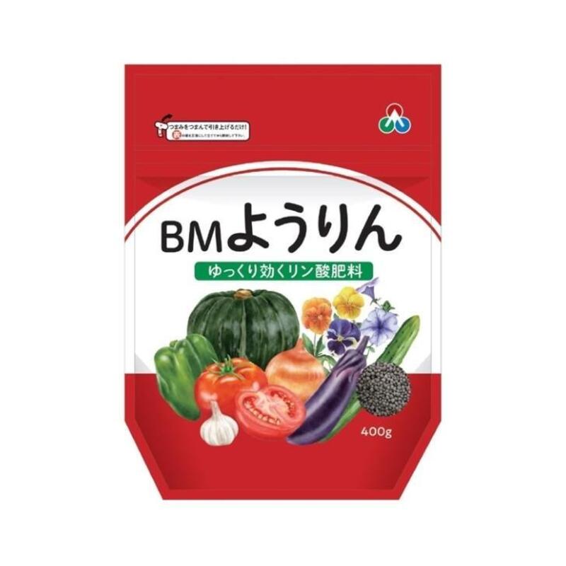 朝日アグリアの一覧はこちら●リン酸、苦土、ケイ酸を主成分とし、微量要素を含んだ肥料です。 ●リン酸成分が花付き・実付きを促進します。 ●元肥・追肥として使用できます。●堆肥と併用するとより効果が上がります。【仕様】内容量：400g【商品サイ...