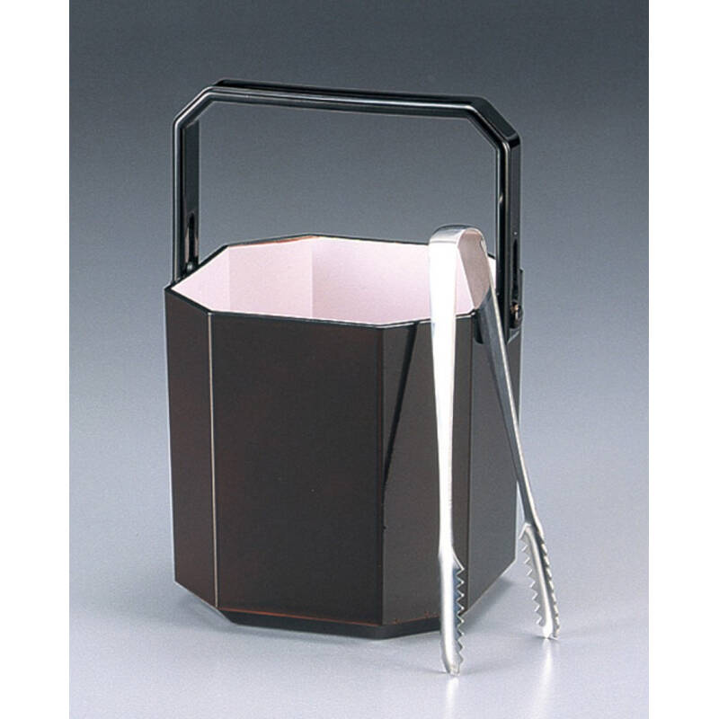 EBMの一覧はこちら■サイズ(mm) ： 132×132×H125■重量 ： 280g■容量 ： 2.5L■材質 ： ABS樹脂JANCD:4523031013741【銀行振込・コンビニ決済】等前払い決済予定のお客様へ当商品は弊社在庫品では...
