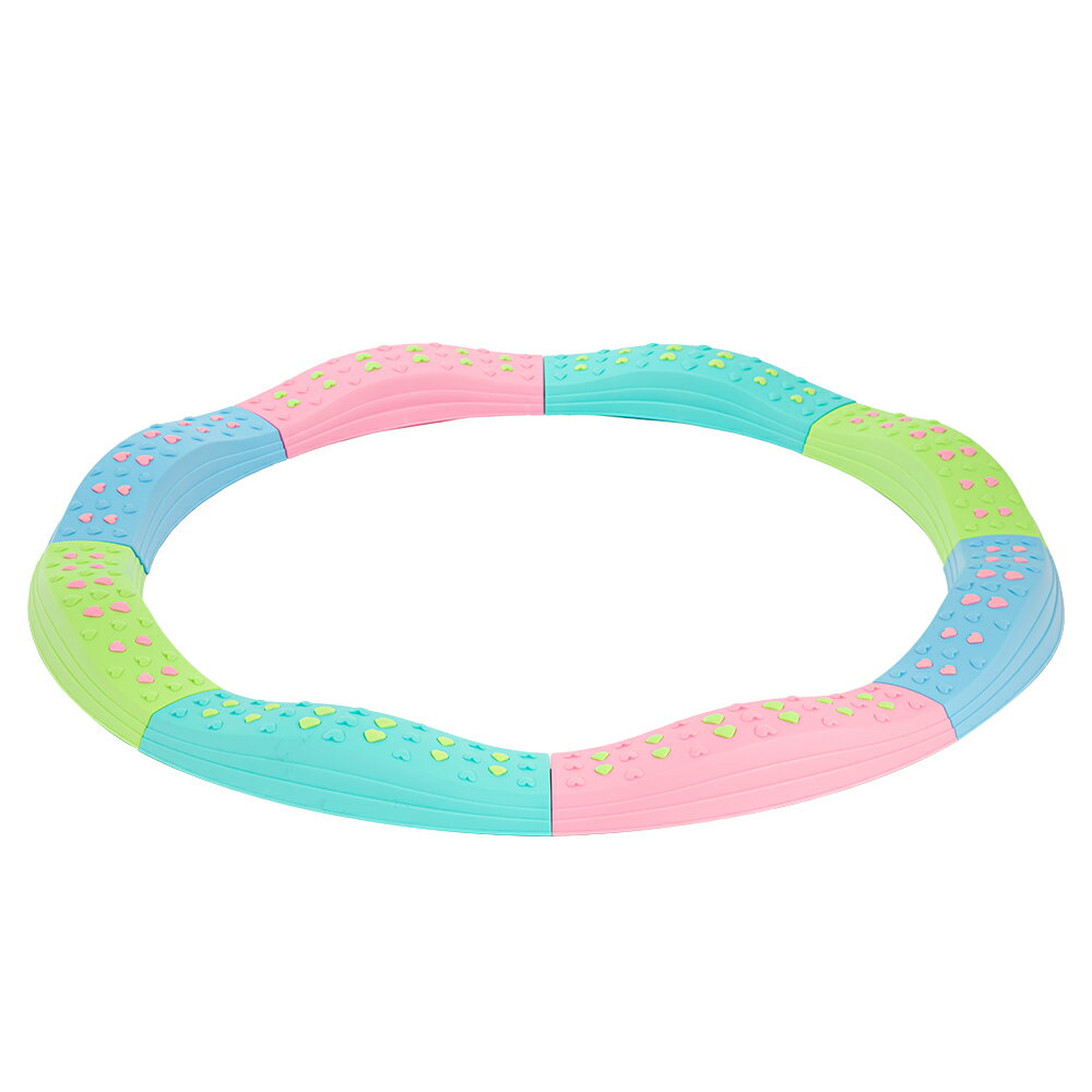 商品名 バランスブロック 8パーツ 商品仕様 サイズ： ウェーブ型：48cm×13cm ストレート型：42.5cm×13cm ジョイント：13cm×13cm 重量：3.2kg 耐荷重：約120kg 対象年齢：2歳～ 素材：高密度ポリエチレン...