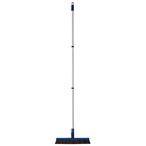 【商品名】 JP 自由箒32 BR668-032J-MB 【JANコード】 4903180170432 【商品概要】 扱いやすいサイズで、細かなホコリもしっかり掃ける「JP 自由箒32」です。 軽量で取り回しが良く、オフィス・店舗・施設など...