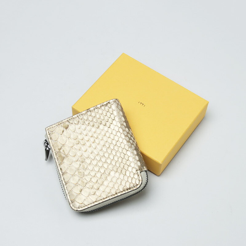 ITTIイッチGOODSイッチ グッズCRISTY VERY COMPACT WLT.5 / GOLD MOLURUSクリスティベリーコンパクトウォレット ゴールドモラレスメーカー希望小売価格はメーカー商品タグに基づいて掲載しています採寸方...