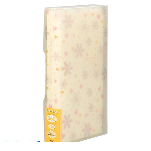 ●やさしい雰囲気の花柄表紙のフォトアルバム。異なるサイズの様々な写真も1冊のアルバムに収納。アルバムをキレイに保存できる透明PP製1冊箱●外寸：縦295mm×横160mm ●背巾：40mm●表紙ポリプロピレン●JANコード：49046110...