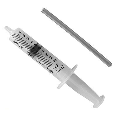 ●目盛りが細かく確認しやすいので正確な計量が　 簡単にできます。●薬剤容器から適量の溶液が素早く吸入できます。●吸入しにくい容器の底液などを残すことなく吸い　 上げができてムダがありません。（ノズル付）●容量：10ml●ノズル付き●サイズ：...
