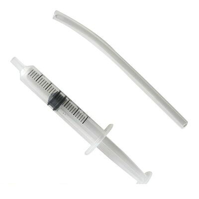 ●目盛りが細かく確認しやすいので正確な計量が　 簡単にできます。●薬剤容器から適量の溶液が素早く吸入できます。●吸入しにくい容器の底液などを残すことなく吸い　 上げができてムダがありません。（ノズル付）●容量：2.5ml●ノズル付き●サイズ...