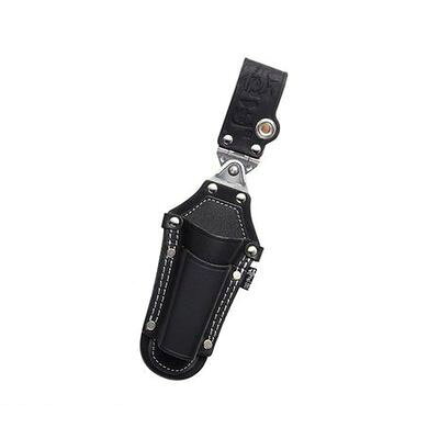 【商品説明】150〜200mmまでのペンチやニッパー等の収納に便利！150〜200mmまでのペンチやニッパー等を収納できるダブルスイング式黒革工具差しです。太陽光による変色や老化を防ぐ黒革素材を採用。黒革と白糸のコントラストが美しい、デザイ...