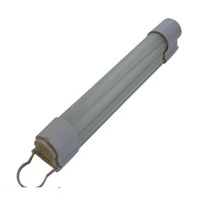 アイガーツール0256-32-4071【商品説明】充電式なのでエコで経済的！マグネット＆フック装備で幅広い場所にお使いいただけます！USBコード付、スマホ充電としても使えます車のボンネット用、工具箱・チェスト・ロッカーの照明に5W230LM...