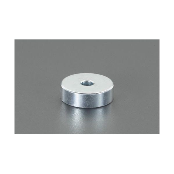●材質…ネオジウム磁石●使用温度…80℃以下●吸着力…31kgf●サイズ(mm)…φ32×7●穴径(mm)…5.5●ネオジウム磁石は、流通している磁石の中で最高の磁気特性を持ち、機械的強度に優れています●皿ねじを取り付けて使用できます●キャ...