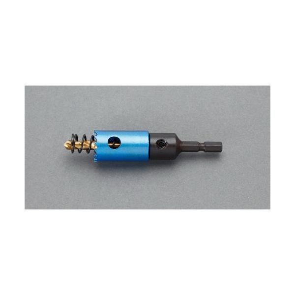 ●チタンコーティングセンタードリル採用で長寿命●薄鉄板、アルミ板、木材、樹脂板、石膏ボード、塩ビ板に●インパクトドライバー、充電ドライバー、電気ドリルに使用可能です。●サイズ…20mm●有効長…20mm●六角シャンク…6.35mm