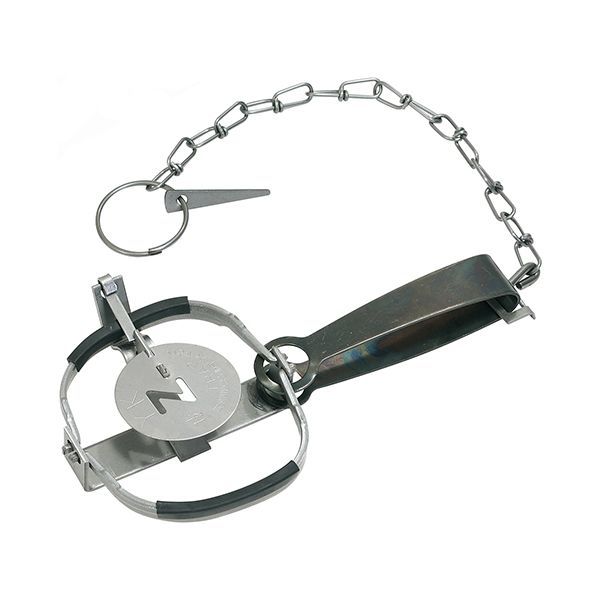 【商品説明】【用途】タヌキ・ヌートリアの捕獲。【機能・特徴】寒冷地でもバネが折れないように、特殊鋼材(SK材)に焼入れ加工をし、耐久性を増しています。小型軽量なので、箱罠が設置できない狭い場所や通路などでも設置をすることができます。【仕様】...