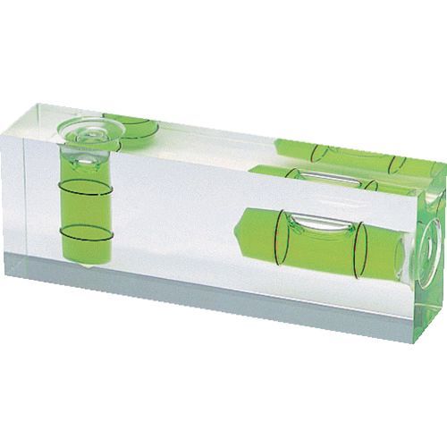 【特長】●持ち運びに便利なコンパクトサイズです。【用途】●マグネットが使えず測定面の狭い場所での測定に。【仕様】●高さ(mm)：35●マグネット：なし●感度：0.5mm/m=0.0286°●長さ(mm)：70●厚さ(mm)：15●精度：±2...