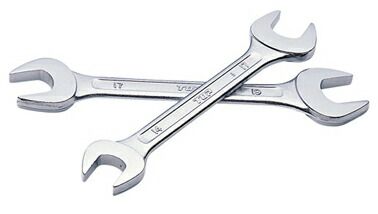 ●L、SSシリーズ　ライナースパナ(ヤリ形)軽く、強く、使い易いJANコード製品番号呼び寸法(mm)全長(mm)頭部厚(mm)620309L-5.5×75.5×71002.9620491L-6×76×7〃〃620576L-7×87×8105...