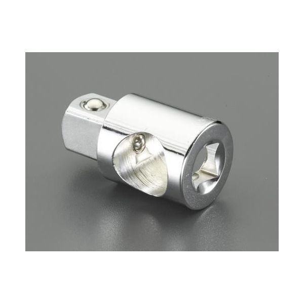 ●メス…3/8”●オス…1/2”●全長…48mm●本体に設けられた差し込み穴にはEA687CV-102、103(別売)のエクステンションバーが差込できます。T型スライドハンドルとしてお使いできます。