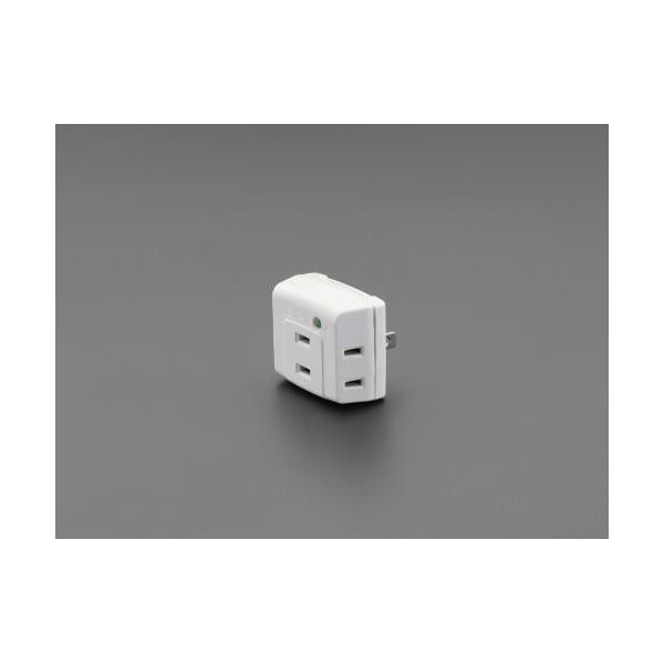 ●差込口…3個●定格…15A・AC125V(1500W)●サイズ…48×38×23mm●重量…47.58g●雷サージ機能…　　最大サージ電圧：2500V　　制限電圧：395V●電源ラインサージ低減●帯電サージ機能が作動中はLEDが点灯します...