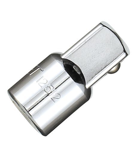 ●3/8DRのラチェットハンドル等で1/2DRのソケット等を使用する際に。●サイズ(DR)：凹3/8X凸1/2ギアレンチ・各種工具【シグネット】 ＞ 3/8ソケット・アクセサリ4545301001753