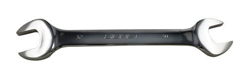 ●ミラー仕上げのメッキが美しいスタンダードスパナ●サイズ(mm)：30X32●メガネ部幅(b1；mm)：62.0●メガネ部幅(b2；mm)：66●全長(L；mm)：310●メガネ部厚み(t1；mm)：12●メガネ部厚み(t2；mm)：12ギ...