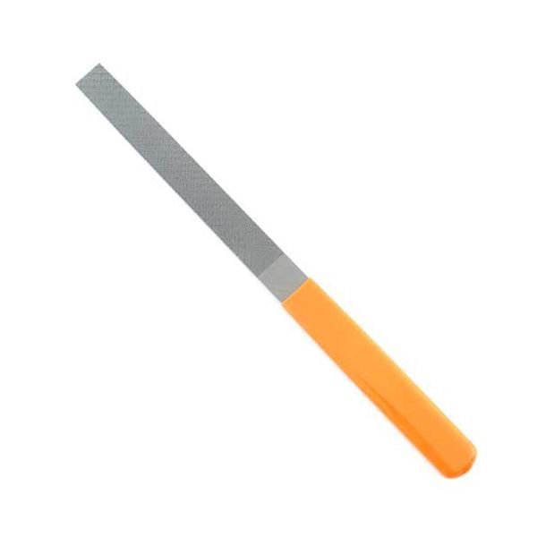 【商品説明】【用途】ステンレス切削用のヤスリ。【機能・特徴】ステンレス素材の切削加工に使用します。【仕様】●ヤスリ目数：13CUT／cm。●ソフトグリップ付。●形状：平。●刃長135mm。●目種：トリカット。【材質】●本体：SK材。●柄部：...