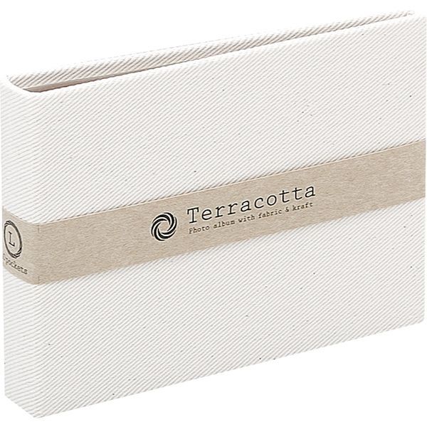 【商品説明】【テラコッタ・teracotta】とは”焼いた土”という意味を持ち”ぬくもり・親しみやすさ”をテーマに素材感のある布地表紙とクラフト台紙を使用した雑貨スタイルのアルバムです。パーソナル・オフィス・店舗など幅広くお使いいただけるよ...