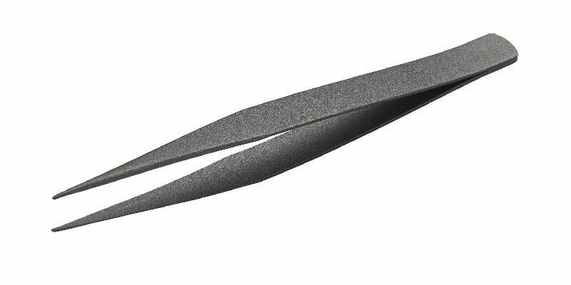 【仕様】 ●125mm直●フッ素加工処理●全長×後端部幅（mm）:125×10 【特長】 ●フッ素樹脂加工を施しているので、ヤニやのりがつきにくく、また付いてもとりやすくなっております。4962485091231