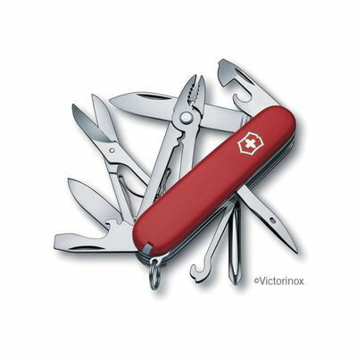 【商品説明】■正規輸入品です。■1年間の保証付■仕様規格：機能数：17■サイズ：91mm■カラー：レッド■原産国：スイス■サイドに付いたドライバーや金属のこぎり、プライヤーなど仕様用途に応じたモデルを。■ビクトリノックスの代表モデル。海や山...