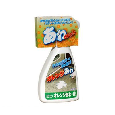 日本ミラコン産業042-321-3666【商品説明】■クッションフロアやPタイルなどの化学床に付いた汚れに天然オレンジオイルが浸透し、キレイに落します。あわタイプなのでスポット洗浄に効果的です。■液性：中性■成分：界面活性剤(6.3%ポリオ...