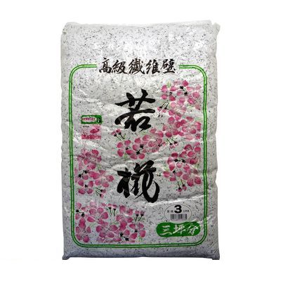 家庭化学工業0120-83-4351【商品説明】■初めての方でも簡単■水練りだけでOK■ひび割れや、ボロボロ落ちることなく綺麗な仕上がり■成分：繊維、パルプ、着色木粉、セルローズ系接着剤、その他■乾燥時間：約3〜5日4905488010335