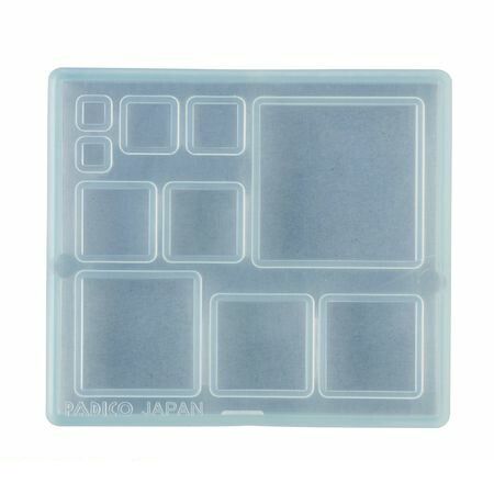 【商品説明】＜注意事項＞レジンパーツを作成するモールドのみの販売となります。参考画像のような完成作品を製作するには、別途部材が必要となります。透明度の高いレジンパーツがつくれる可愛いモールド。多数のご要望があったシンプルな四角形のプレートを...