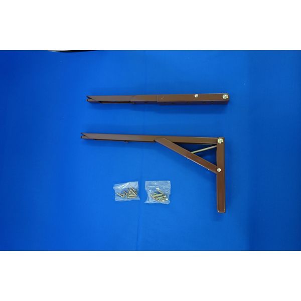 【商品説明】●ワンタッチで折りたたみ可能な棚受金具です。ワンタッチで折りたためるので、テーブルや棚受けをかんたんに開閉できます。金具の寸法はたったの14mmだから、すっきり収納！●材 質／鋼板●仕上：茶●サイズ：300mm●付属ビス：トラス...