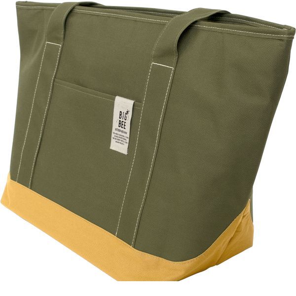 【商品説明】●材質　表生地／ポリエステル100％・中材／発泡ポリエチレン・中生地／PEVA●保冷が出来るトーホー。底が広くたっぷり入るからお買い物にも最適。日常のバッグとしても使えるサイズ。●原産国−中国●約幅52×奥行20×高さ30cm（...