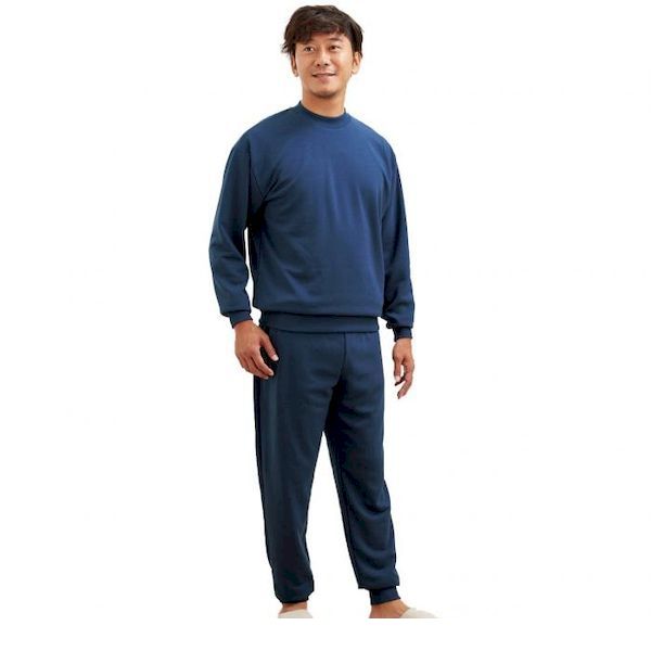 こちらの商品は、ご注文後納期確定まで約8日かかります。【商品説明】商品サイズ (幅×奥行×高さ) :M~Lサイズ:チェスト88~104cm、身長165~185cmLL~3Lサイズ:チェスト104~120cm、身長175~195cm 原産国:...