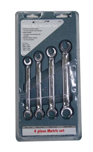 【商品説明】【セット内容】9x11・10x12・13x14・15x17mm【仕様】■全長(mm)：152・166・178・193【特長】■ブレーキパイプ等の狭い場所での作業に最適なフレアナットレンチのセット4712818993875　