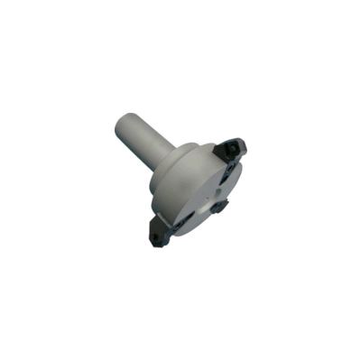 【特長】●ベースの交換により加工径の変更が、アームの交換により加工タイプの変更が可能です。【用途】●フェイスミル加工。【仕様】●刃数：3●刃径(mm)：100●全長(mm)：123.5●シャンク径(mm)：32●先端角(°)：45●専用チッ...