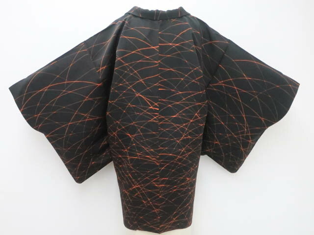 寸法　品質 身丈:約82.5cm（肩から) 裄丈:約64cm 袖丈:約47cm ※リサイクル商品ですので、記載しております。 ※中古の商品だという点を御理解の上、ご入札くださいますようお願い申し上げます。 ※商品画像につきましては、パソコン...