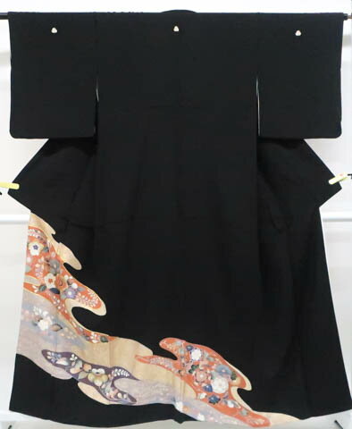 寸法　品質 身丈:約159cm（肩から) 裄丈:約63cm 袖丈:約49cm 後幅:約30.5cm 前幅:約23.5cm ※リサイクル商品ですので、記載しております。 ※中古の商品だという点を御理解の上、ご入札くださいますようお願い申し上げ...