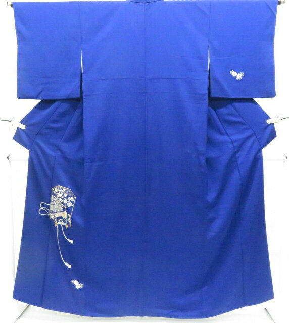 【サイズ・素材・お色】 身丈：約160.5cm 裄丈：約64.5cm 袖丈：約49cm 後幅：約30cm 前幅：約22.5cm 地色：青 (1枚目の画像が近いお色かと思われます) 素材：正絹 【商品状態】 汚れ:前身頃金糸解れ、胴裏スナップ...