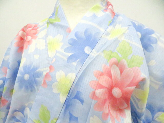 【サイズ・素材・お色】 身丈：約167cm 裄丈：約65.5cm 袖丈：約49cm 後幅：約29cm 前幅：約24cm 地色：水色 (1枚目の画像が近いお色かと思われます) 素材：綿 【商品状態】 汚れ:なし ランク:N その他:実寸を記載...