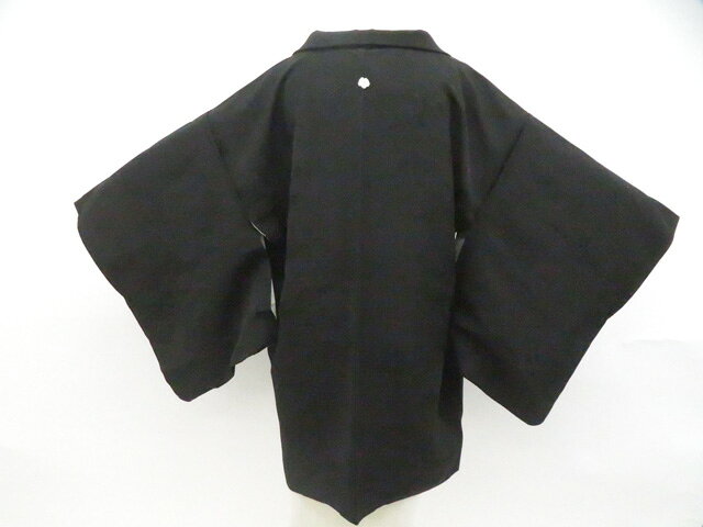【サイズ・素材・お色】 身丈：約82cm 裄丈：約65cm 袖丈：約49cm 後幅：約cm 前幅：約cm 地色：黒 (1枚目の画像が近いお色かと思われます) 素材：正絹 【商品状態】 汚れ:羽裏袖中シミ、衿や後ろ身頃、袖に薄汚れがございます...