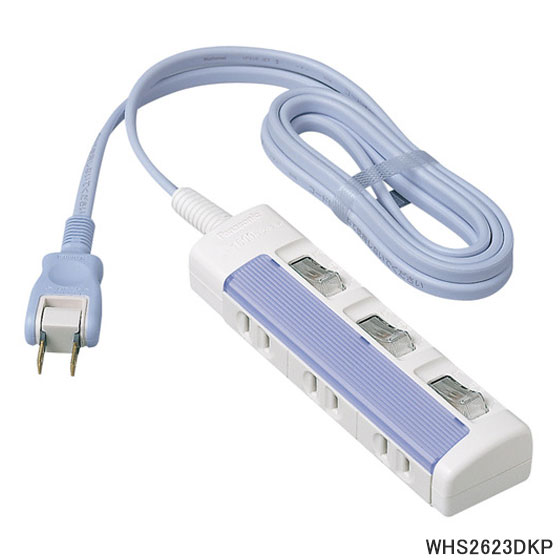 在庫状況 【 お取り寄せ 】 パナソニック Panasonic ザ・タップ スイッチシリーズ 3コ口 2m こまめに電源ON・OFF。待機電力の無駄も解消。｢スイッチON｣を光ってお知らせもします。 内ボディにトラッキングに強い『ユリア樹脂...