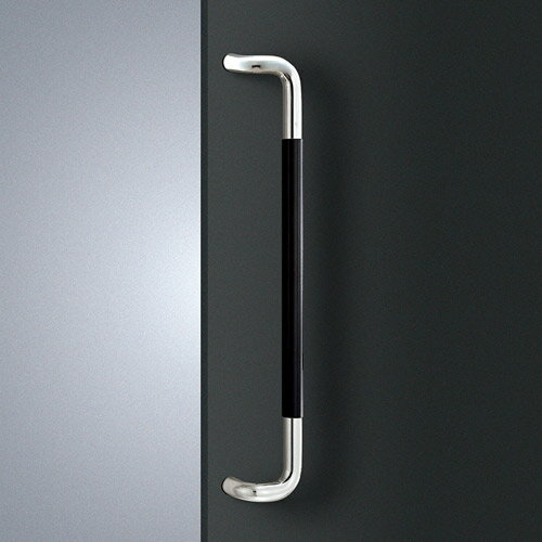 ・分類建築用金物 ＞ ドアハンドル ＞ 押し棒・仕様ユニウッド ブラック＋ステンレス ミラー・定価\49,000 (税込\53,900) / 1セット（内外）・サイズL800・ピッチ766・施工取付ビス　M8取付穴　φ10mm / ガラスド...
