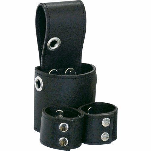 性能を物語るタフな質感。多用途に対応できるバリエーション。材質：硬質レザー+エフトロンサイズH140×W90×D80mm