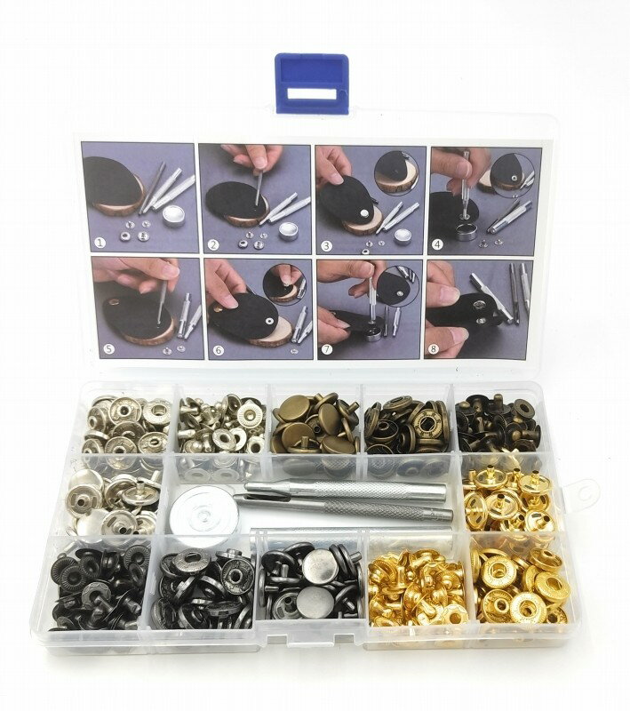 ハンドメイド用パーツです セット内容：ボタン4色（各25セット）、打ち台、穴あけポンチ、打ち棒 注意事項：モニターの発色により、実物と異なる場合がございます。ハンドメイド用パーツです セット内容：ボタン4色（各25セット）、打ち台、穴あけポ...