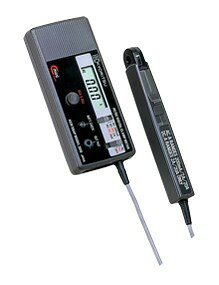 ・高感度タイプの超小型AC/DCクランプメータ ・最小分解能はAC電流0.1mA　DC電流1mA ・記録計出力端子付