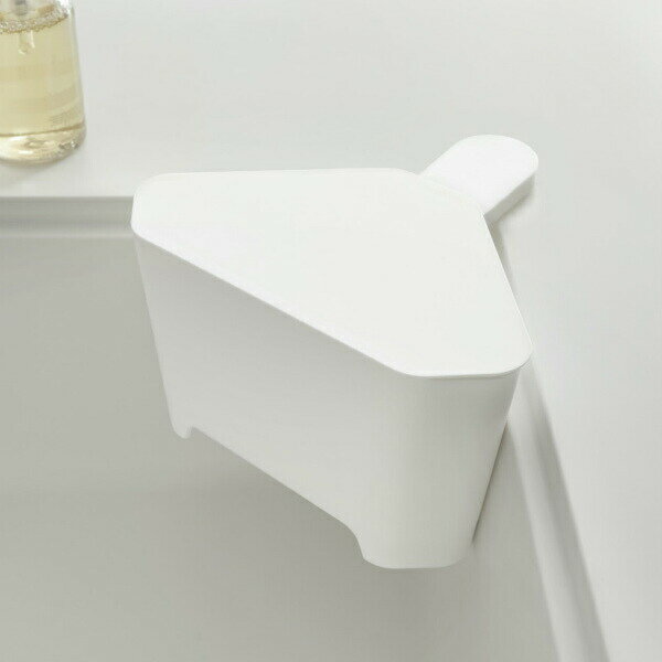 衛生的な三角コーナーシンクに浮かせて使うから、ぬめらず衛生的な三角コーナー。シンクの角に吸盤で簡単設置。シンクの底につかないので、ぬめらず衛生的。直接シンクにおいて使用することもできます。フタ付きふた付きだから中の生ゴミが見えず、シンク内も...